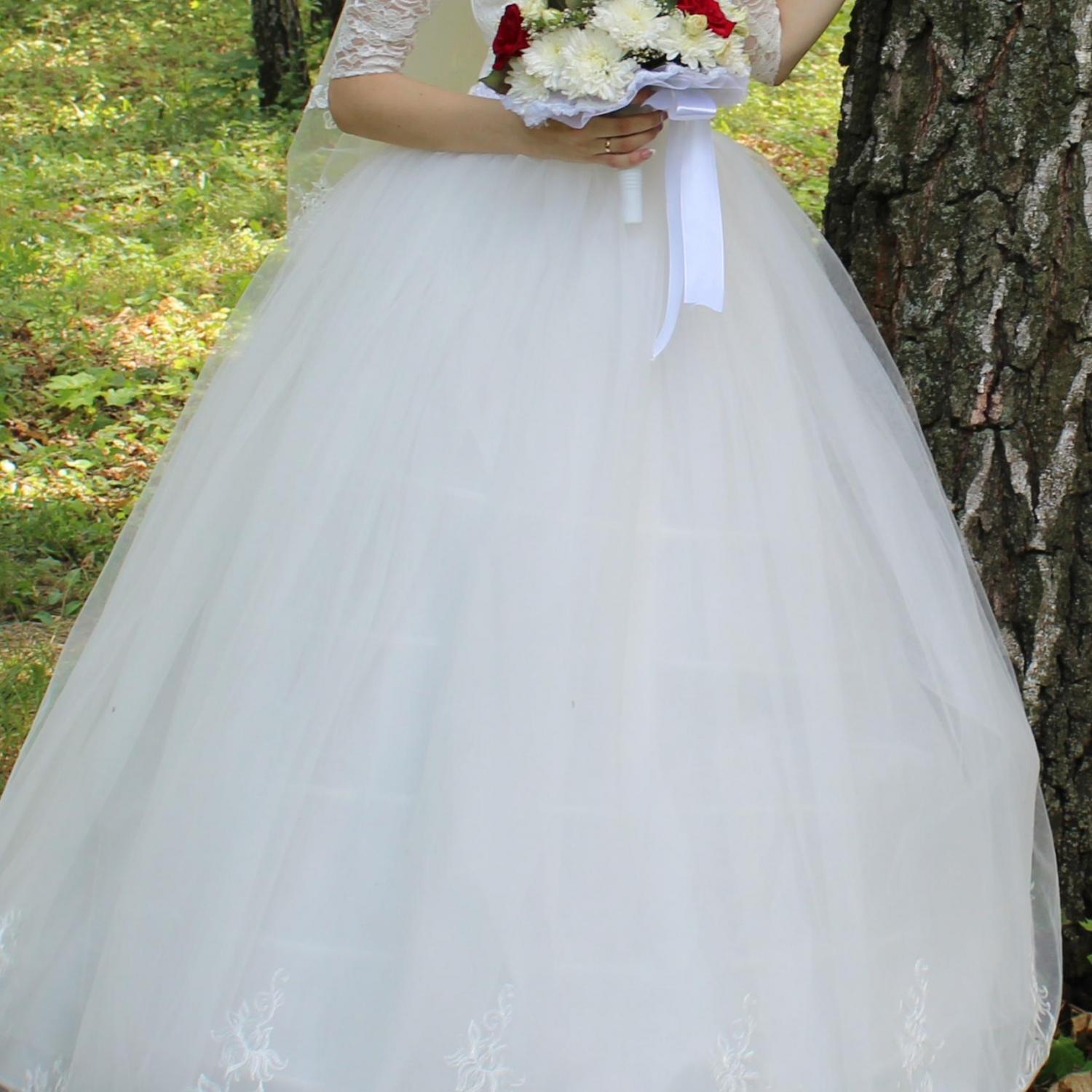 Продам весільну сукню Черкаси Б у весільні сукні